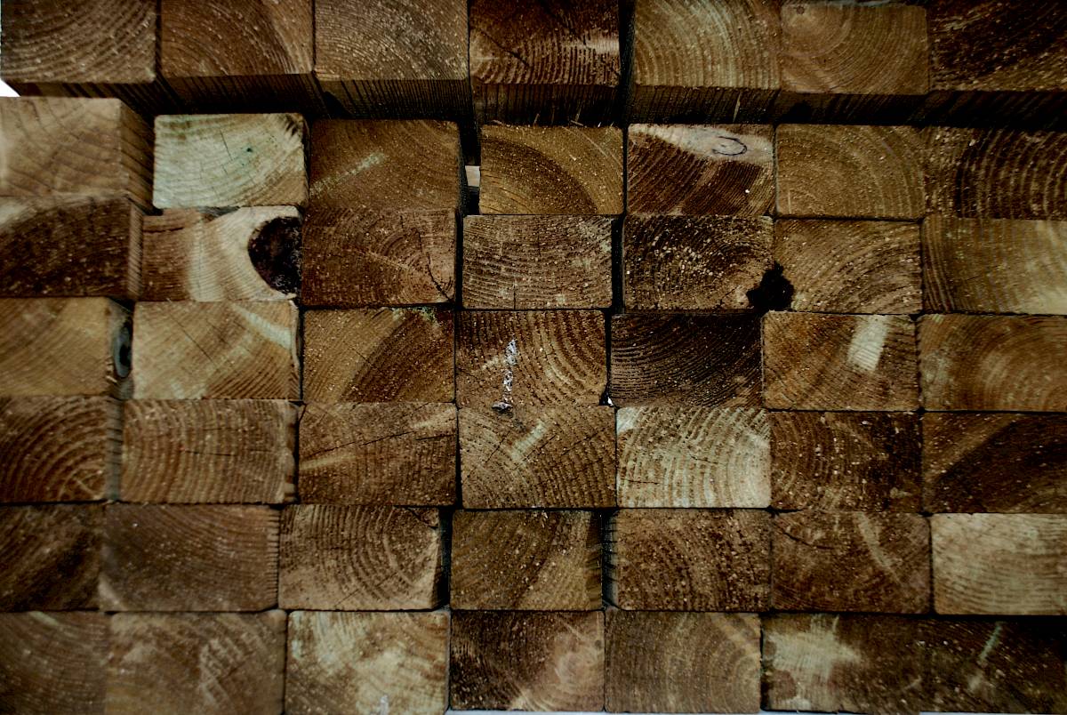 British Gates & Fencing | Quality Gates Manufacturer | Courtyard Gates ...